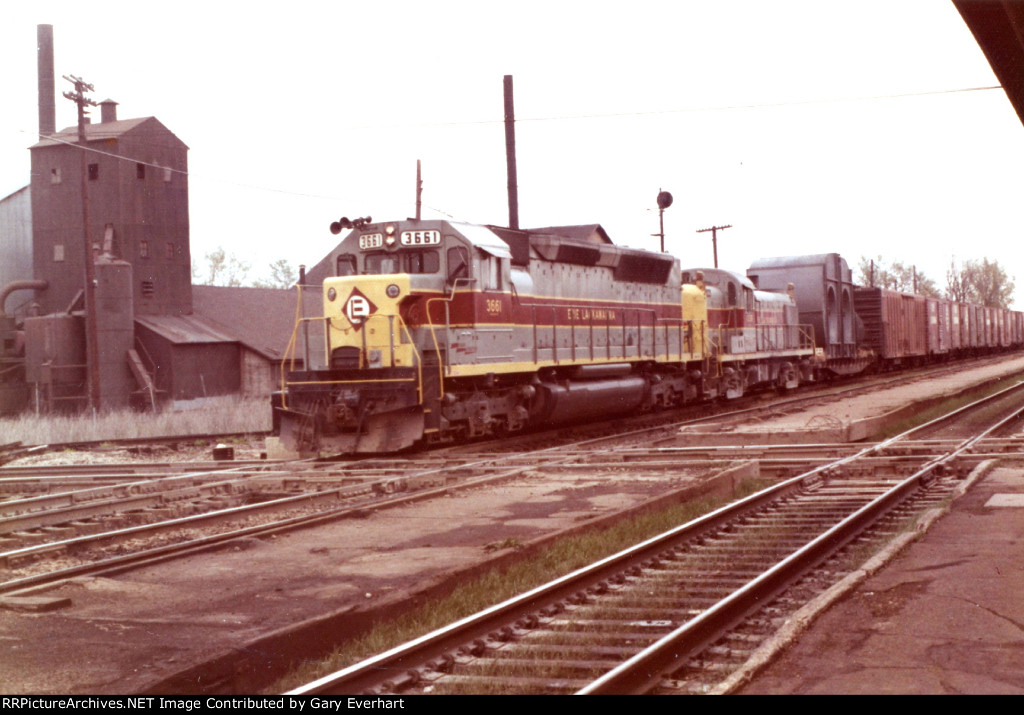 EL 3661 - Erie Lackawanna